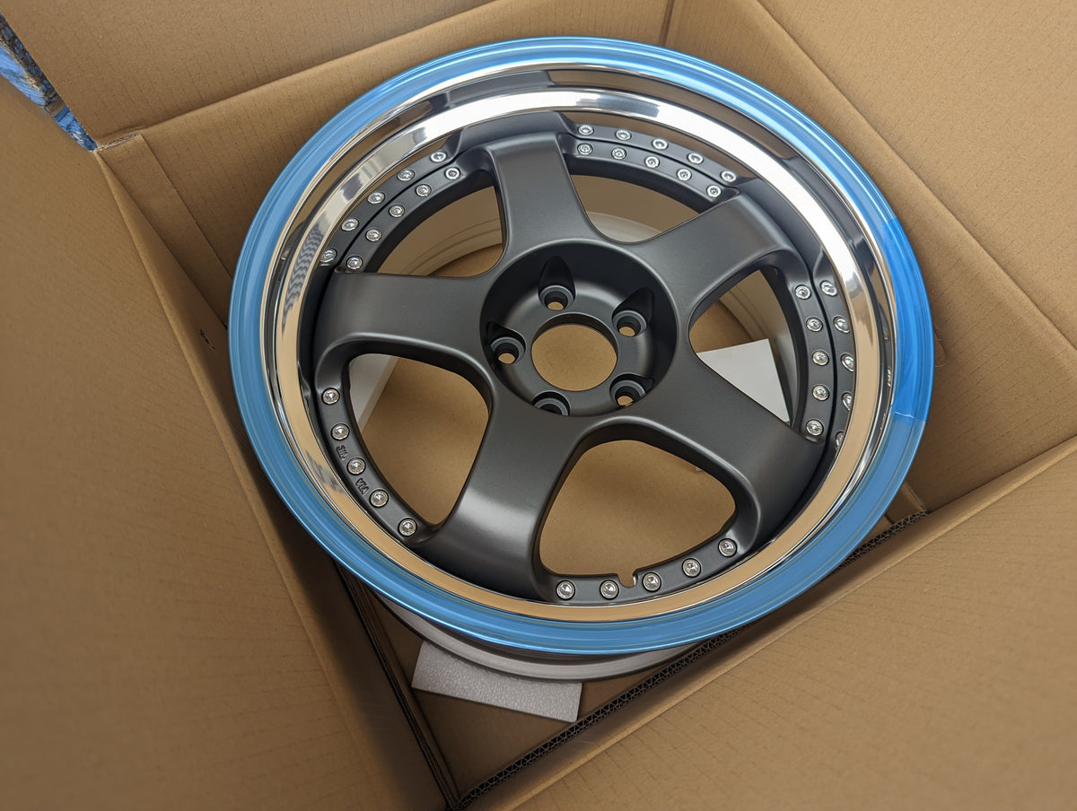 SSR SP1 (Flat Gunmetal/Gloss Black) - 3 Piece Wheels - 5x114.3 - 18x9. – Hausofwheels