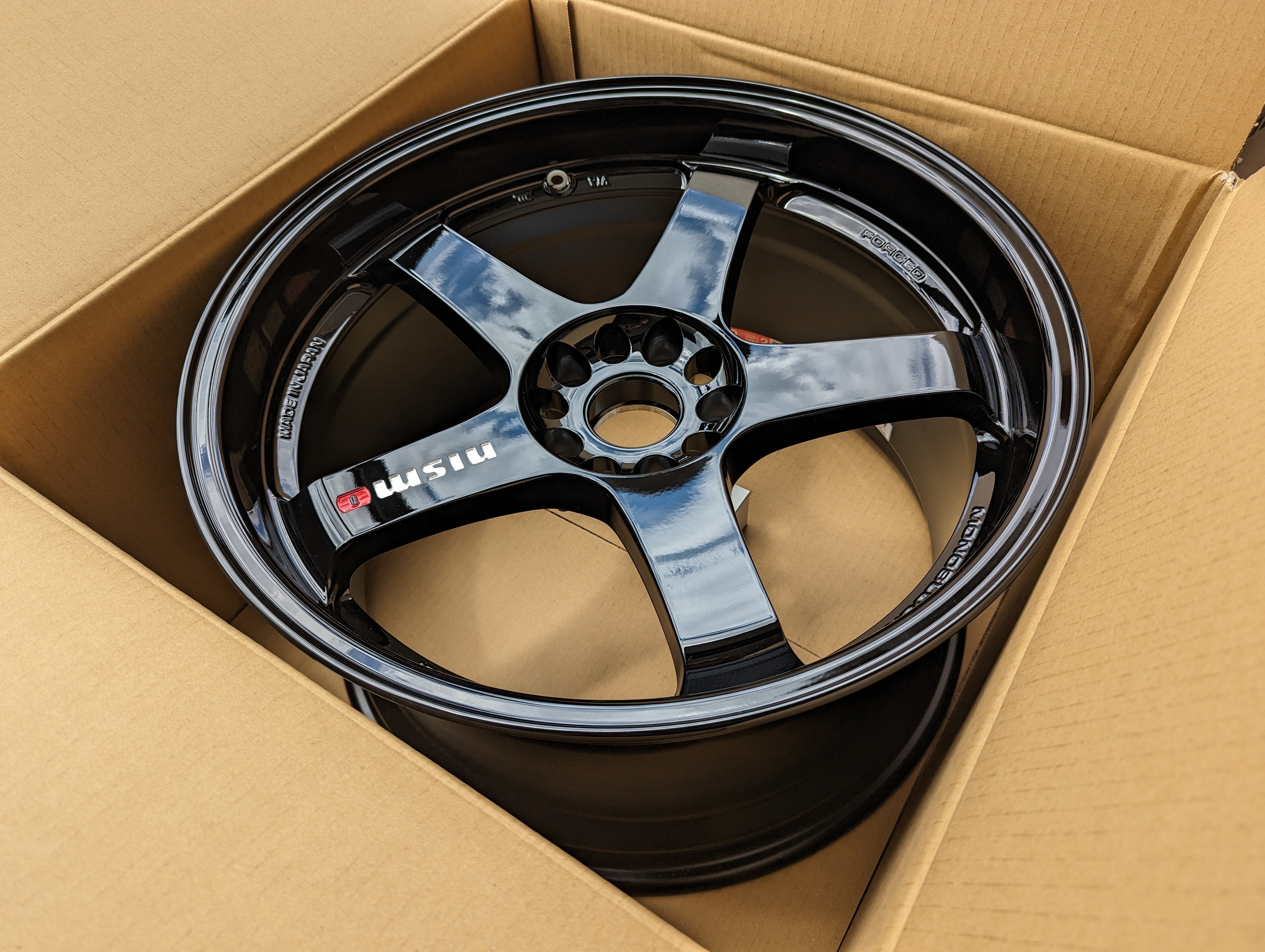 Nismo x Rays LMGT4 Wheels with Genuine Rays Center cap – Hausofwheels